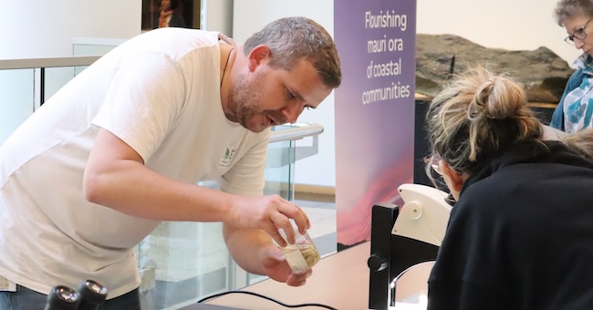 Spectacular outreach for Sponge Day | University of Otago