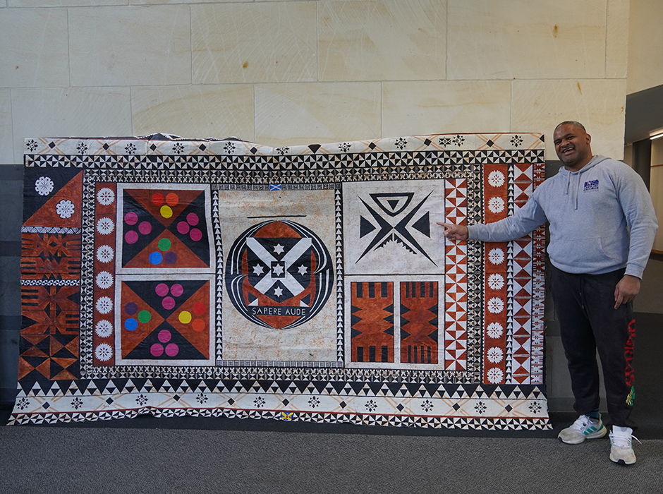 Hundreds of hands, one masterpiece | University of Otago