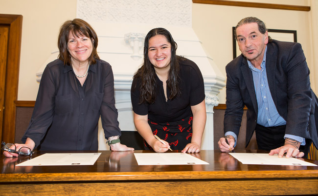 MOU signals new era for Te Roopu Māori | University of Otago